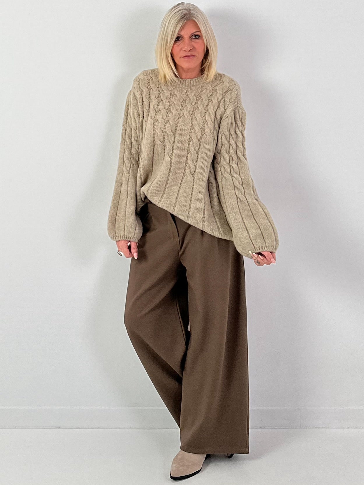 Pullover Modell "Twist Tale" - sand – Stil-Echt-Online GmbH